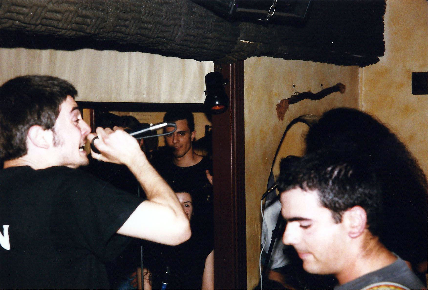 1st GIG EVERRR? PIQUE BAR 5/1999 – ΤΟΞΙΚΑ ΑΠΟΒΛΗΤΑ