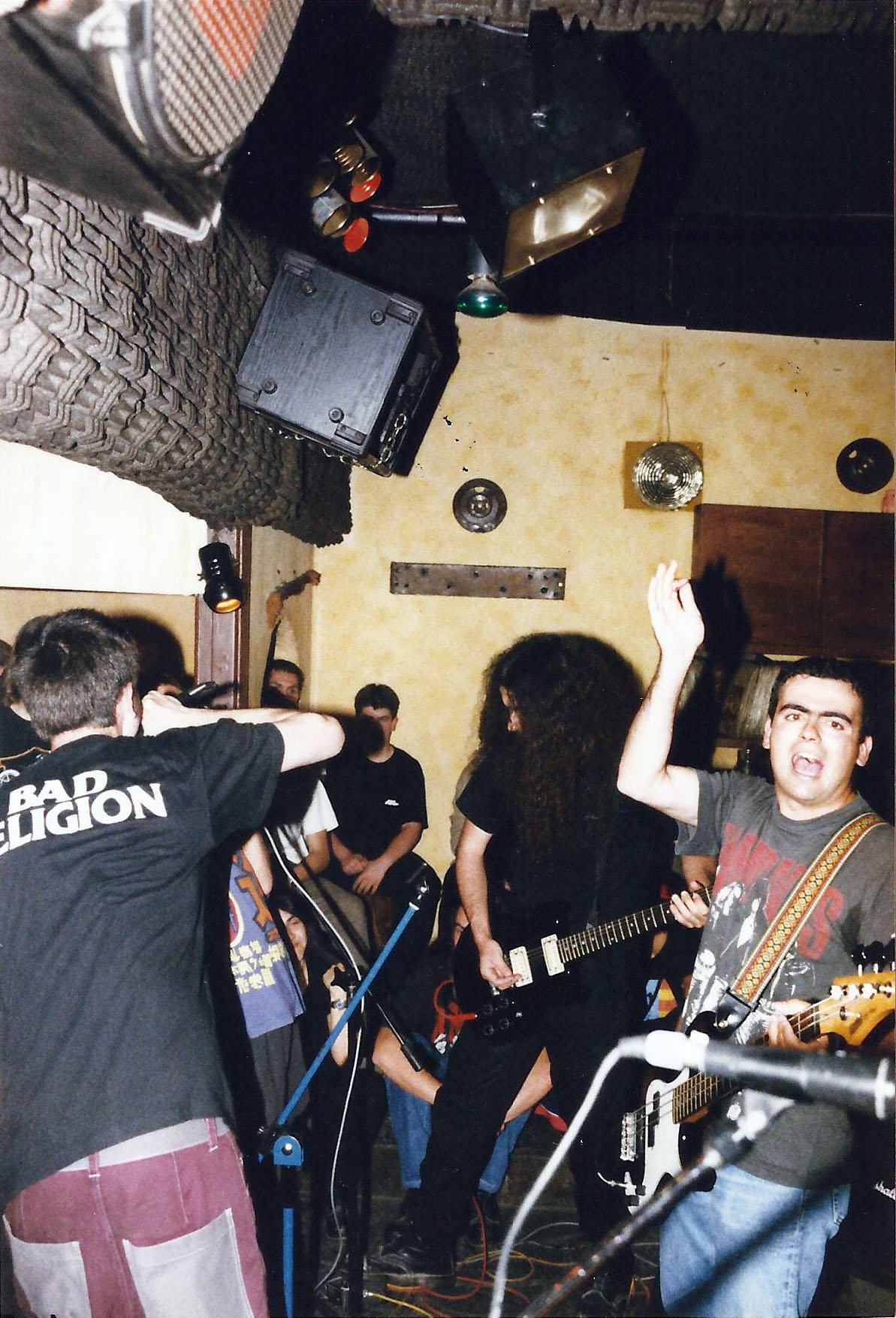 1st GIG EVERRR? PIQUE BAR 5/1999 – ΤΟΞΙΚΑ ΑΠΟΒΛΗΤΑ